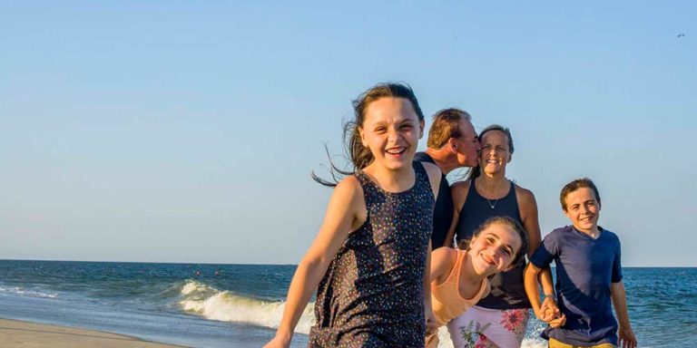 3 Ways to Make Your Family a Team - iMOM