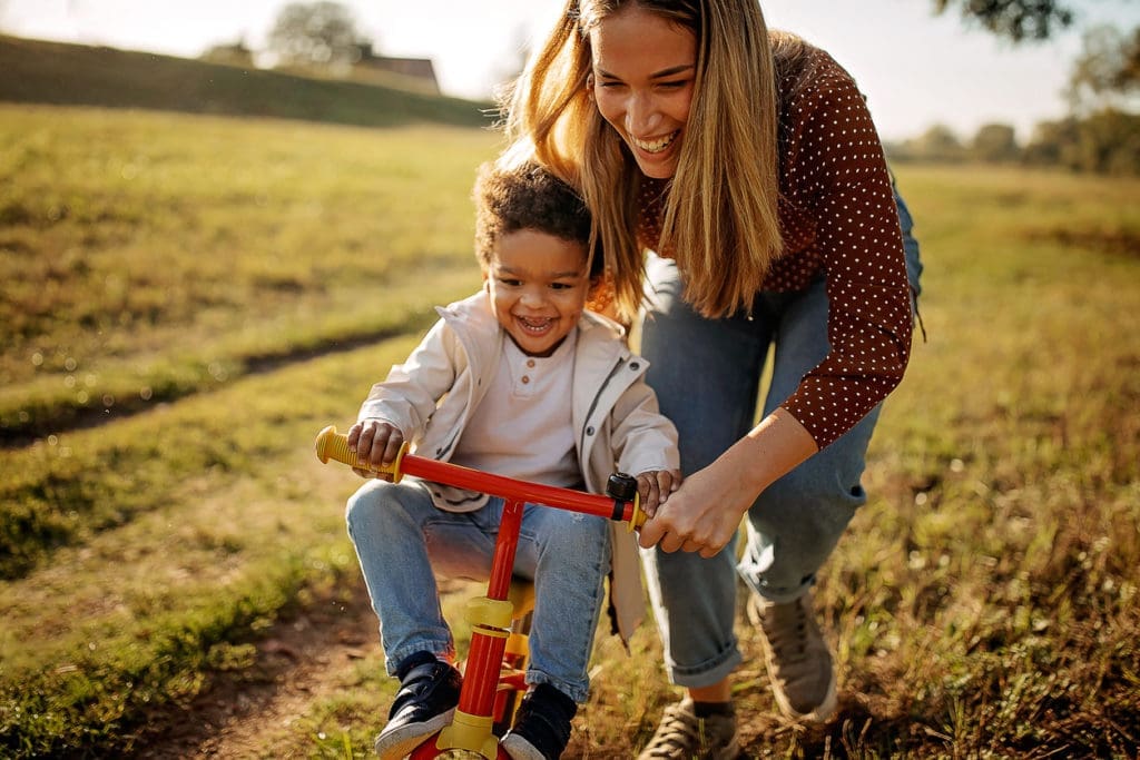 25 Things to Do With Little Kids While You Can - iMOM