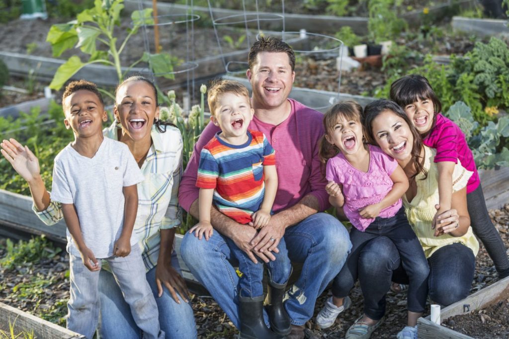 4 Things You Didn’t Know About Fostering Sibling Groups - iMOM