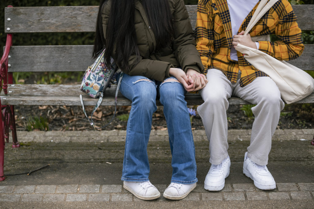 Can Teenagers Fall in Love? How Parents Can Respond - iMOM