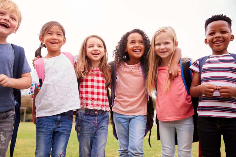How to Help your Child Make Friends: 5 Tricks To Join a Group - iMOM