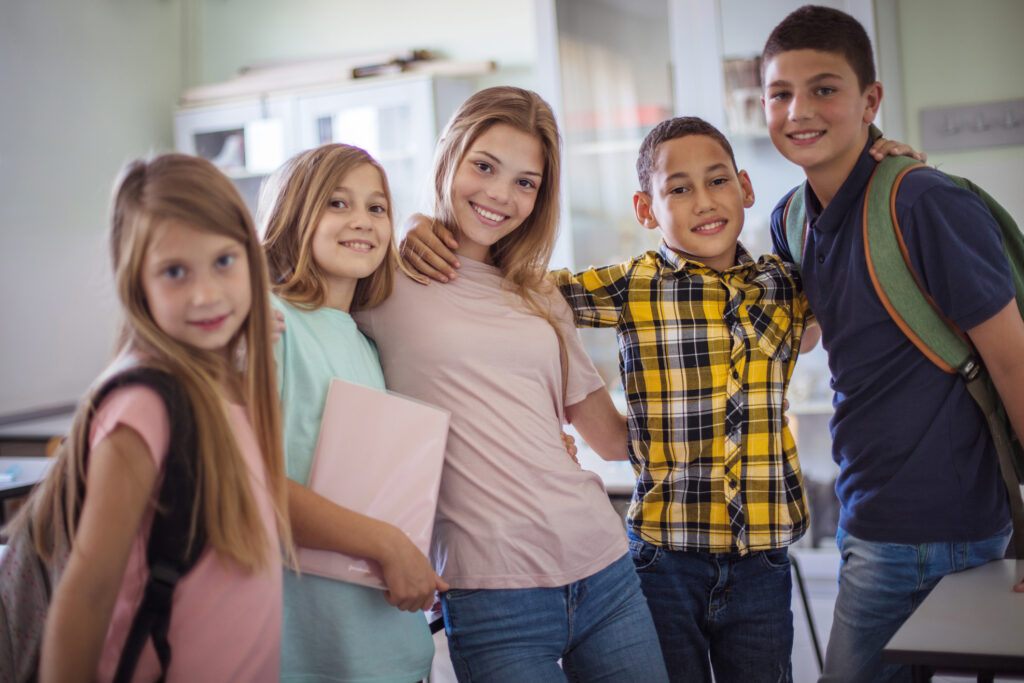 Is It Normal for Kids Not to Have a Best Friend? 4 Things to Know - iMOM