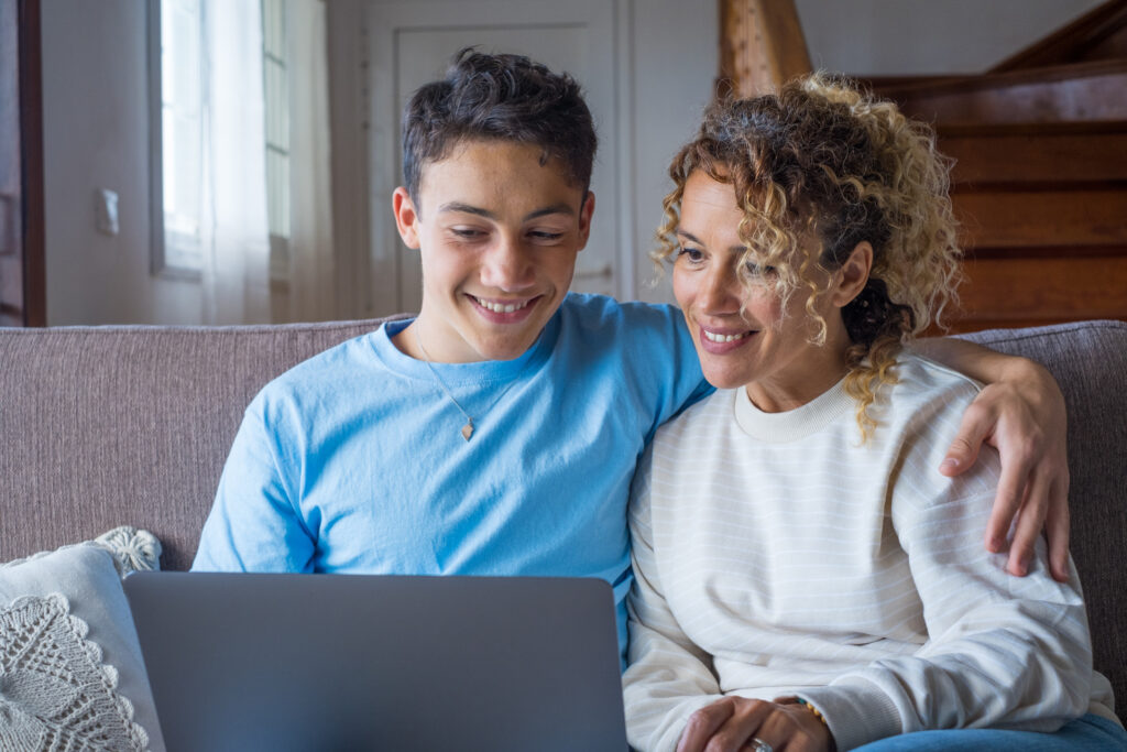 Introduction to AI for Moms - iMOM